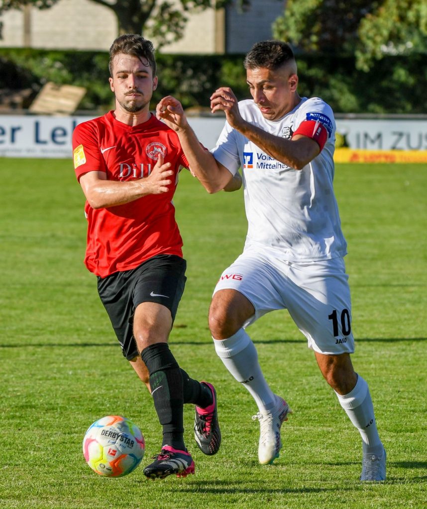 Sieg mit Aushilfscoach Marko Semlitsch - FSV 1926 Fernwald